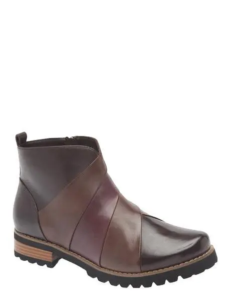 Regarde Le Ciel Layla Lug Sole Bootie - Brown/elefant/vino