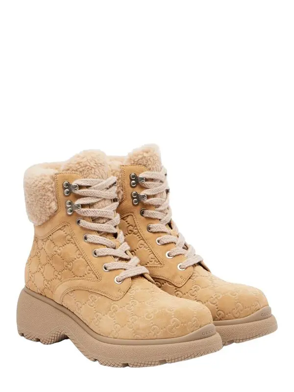 Gucci Yaga Gg Suede Combat Boots - Beige