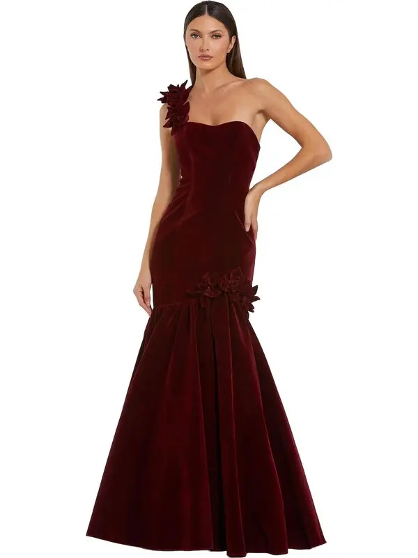 Mac Duggal Velvet Trumpet Gown With Floral Appliqués - Red