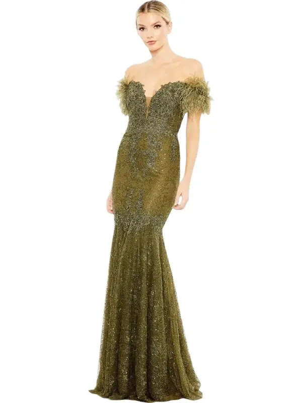 Mac Duggal Feathered Crystal Embellished Gown - Green