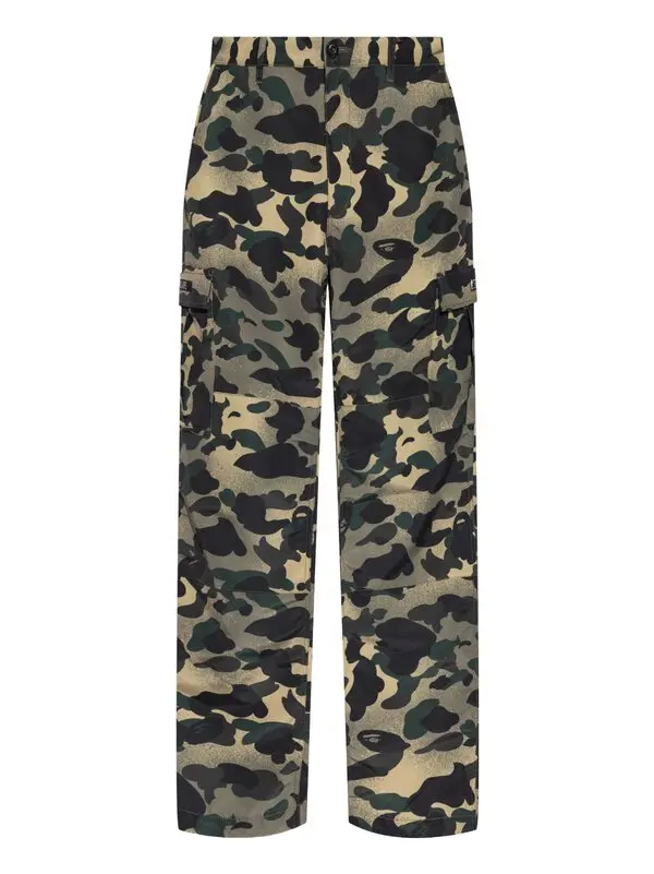 A BATHING APE Camouflage Pattern Trousers - Green