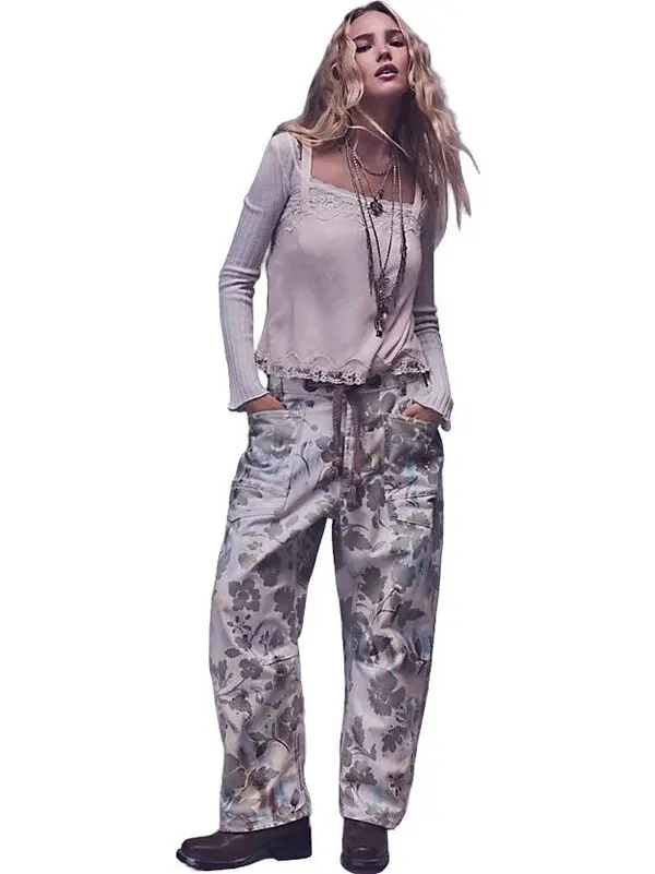 Free People We The Free Moxie Printed Flocked Barrel Jeans - Ivory Comb - Floral Flock