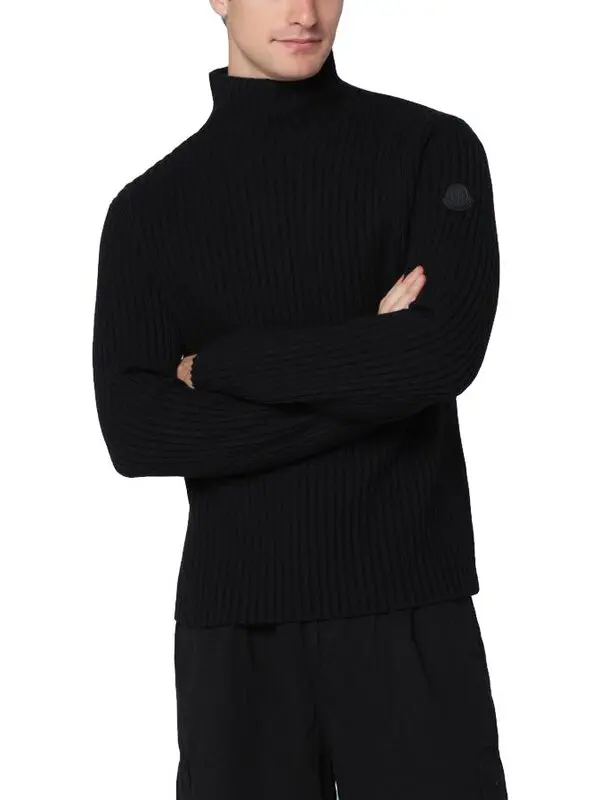 Moncler Wool And Cashmere Turtleneck Sweater - Black