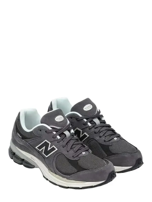 NEW BALANCE 2002 Sneakers - Grey