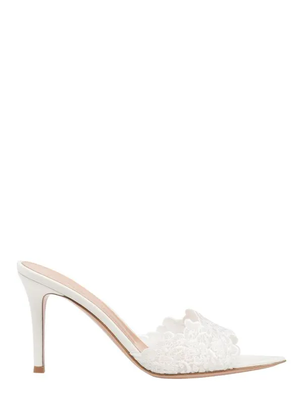 GIANVITO ROSSI Yvonne Mule - White