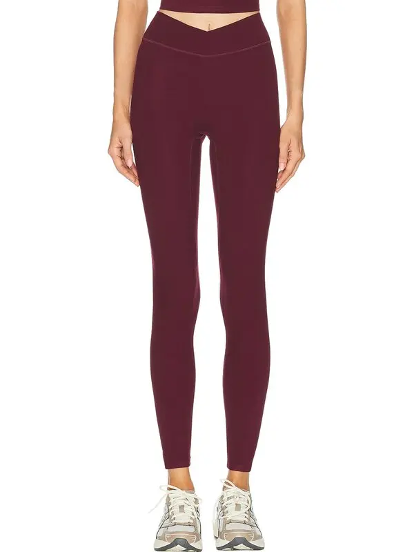 437 The V Legging In Pink - Black Cherry