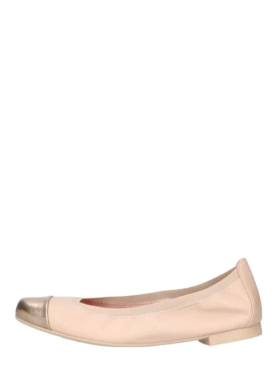 Pretty Ballerinas Round-toe Ballet Flats - Beige