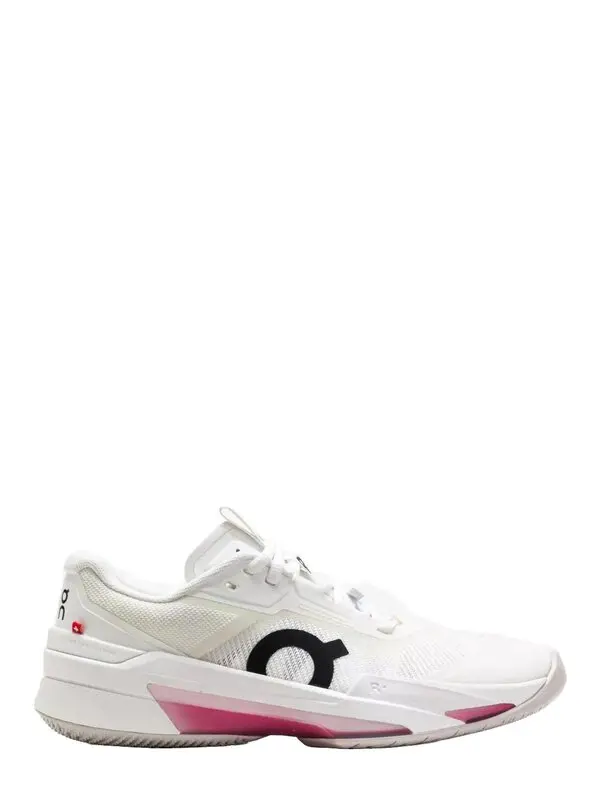 On The Roger Pro Low-top Sneakers - White