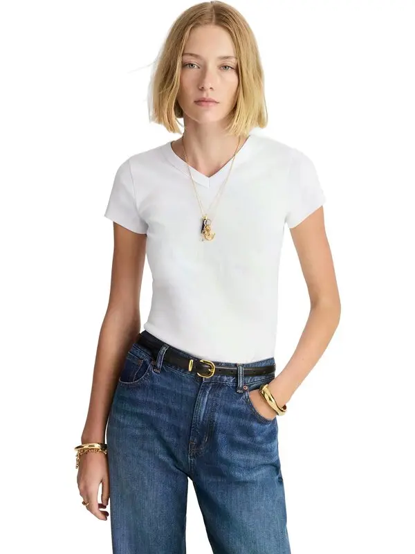 Madewell The '90s V-neck Baby Tee In Compact Cotton - White