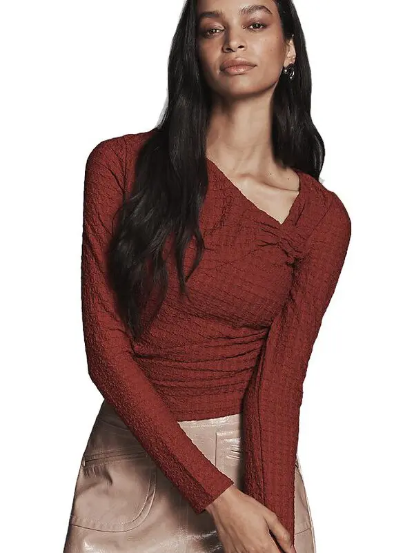 SOVERE / Solstice Asymmetric Long-sleeve Top - Merlot