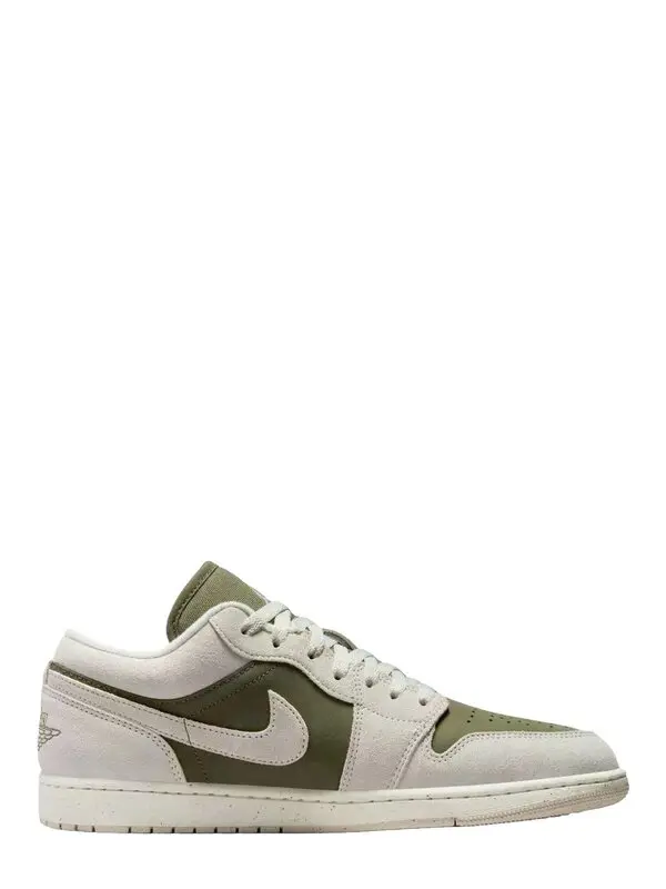 JORDAN Air 1 Low Se Sneakers - Green