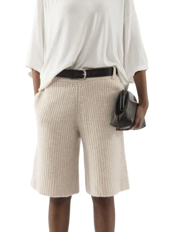 Arakii Knitted Bermuda Shorts - Creme White