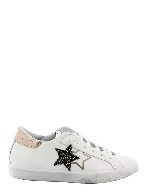 2 STAR Prime Star Sneakers - White
