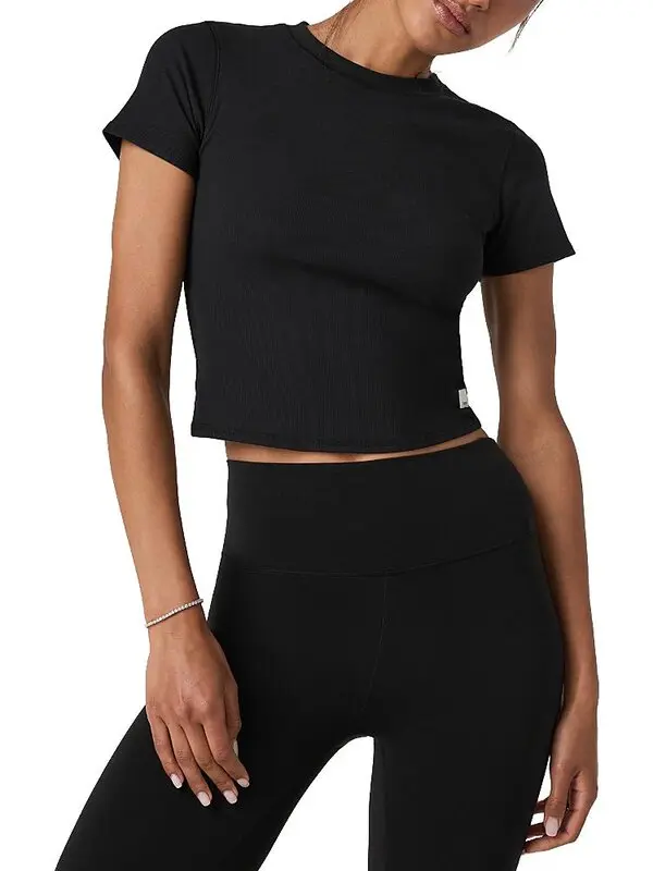 Vuori Pose Fitted Tee - Black