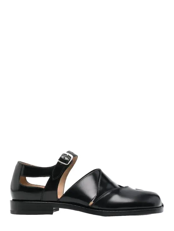 MAISON MARGIELA Tabi-toe Buckle Pumps - Black