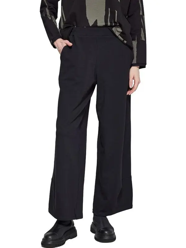 LUUKAA Cropped Darted Pants - Black