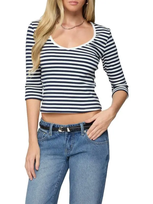 EDIKTED Poppie Stripe T-shirt - Navy-and-white