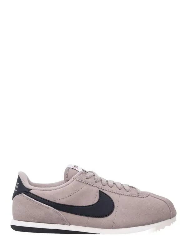 Nike Low Top Sneakers - Dove Grey