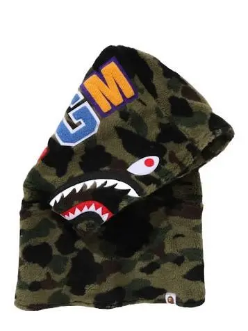 A BATHING APE 1st Camo Shark Boa Snood - Green
