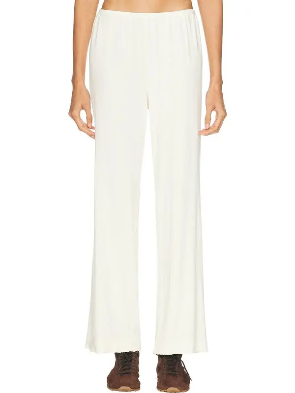 Donni. Baby Rib Scallop Pant - Creme