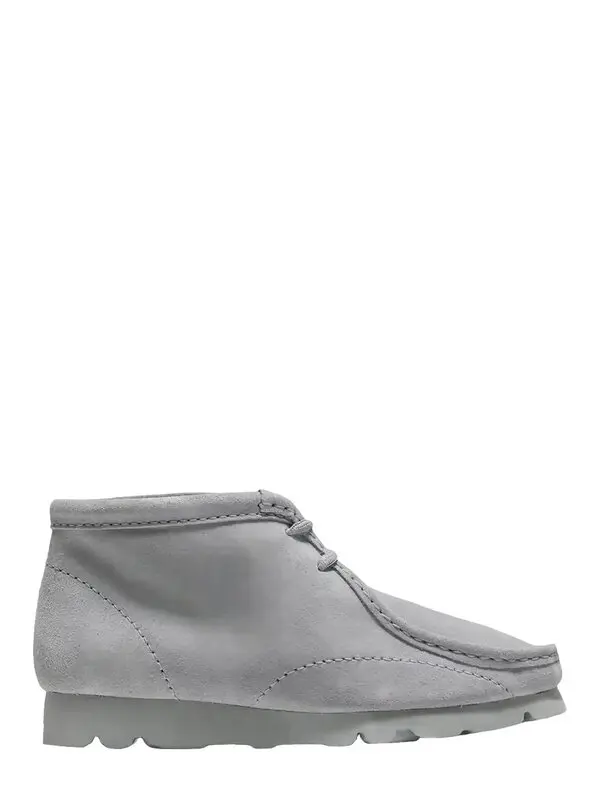 Clarks Wallabee Desert Boots - Grey