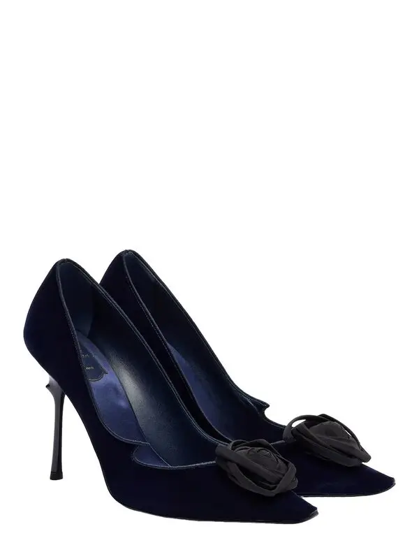 ROGER VIVIER Rose Vivier 100 Floral-appliqué Velvet Pumps - Blue
