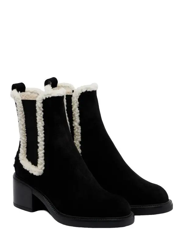 TOD'S Gommino Suede Chelsea Boots - Black