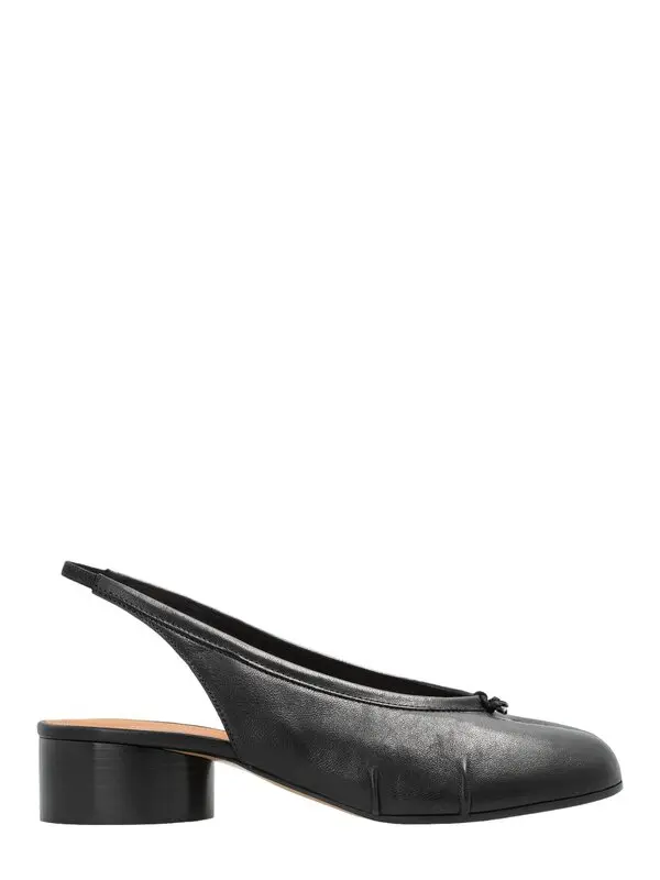 MAISON MARGIELA Heeled Shoes With 'tabi' Cut-out - Black