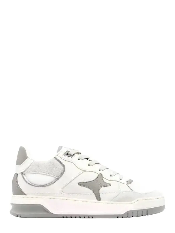 AMA-BRAND Star Appliqué Sneakers - White
