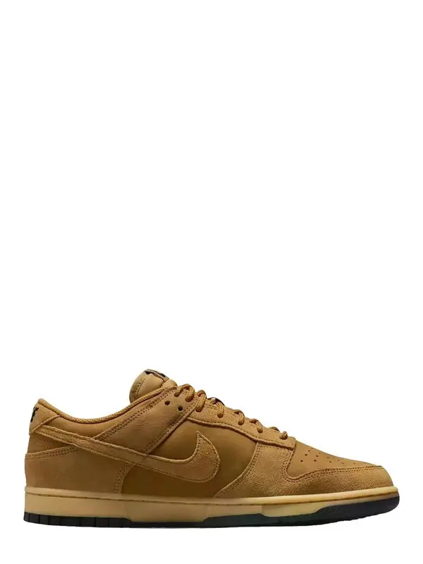 Nike Dunk Low Retro Sneakers - Brown