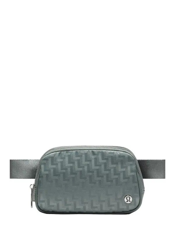 Lululemon Everywhere Belt Bag 1l - Lll Geo Pattern Jacquard Willow Leaf/willow Leaf/silver