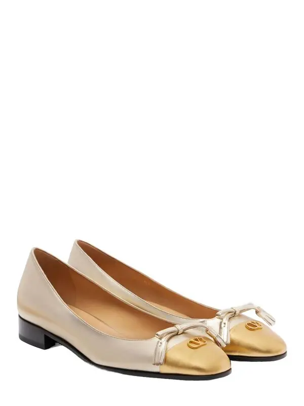 Valentino Garavani Valet Du Roi Metallic Ballet Flats - Gold