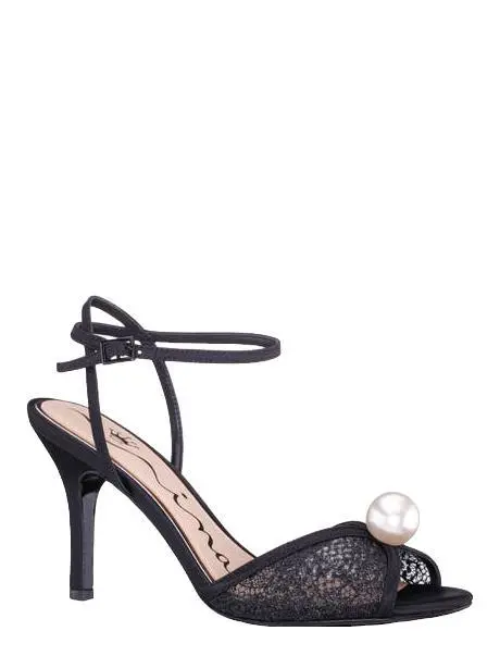 Nina Vyra Ankle Strap Sandal - Black