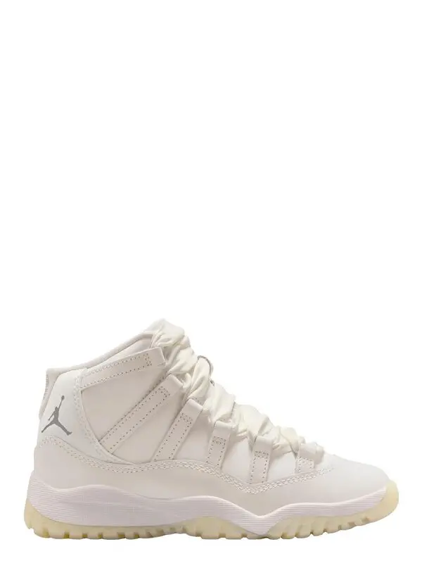 JORDAN 11 Retro Sneakers - Sail/pearl Grey/white