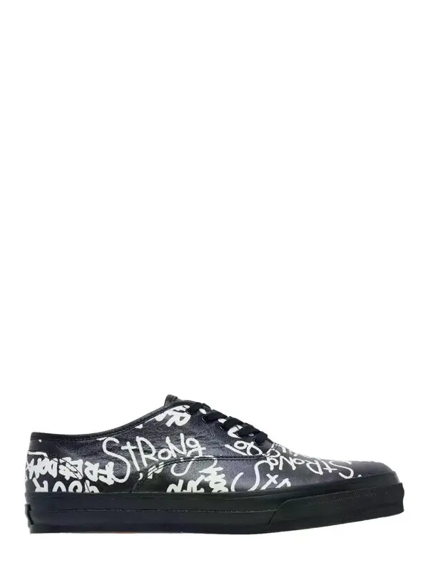 Comme Des Garçons Message-printed Leather Sneakers - Black