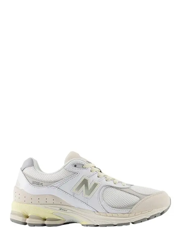 NEW BALANCE 2002r Sneakers - White