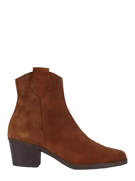 MENINA STEP River Suede Ankle Bootie - Chestnut