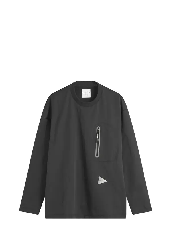 AND WANDER Hybrid Warm Longsleeve Pocket T-shirt - Black