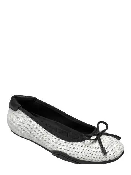 Aerosoles Onyx Ballet Loafer - White/black Perforated