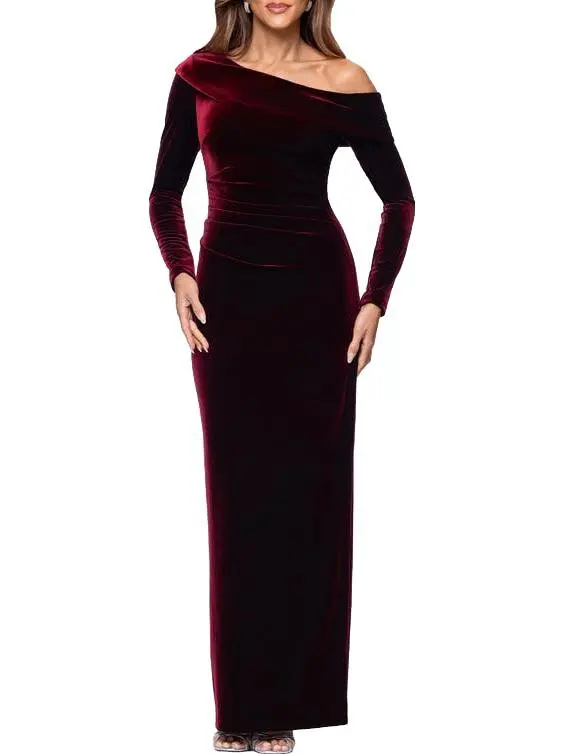 XSCAPE EVENINGS Side Ruched One-shoulder Long Sleeve Velvet Column Gown - Burgundy