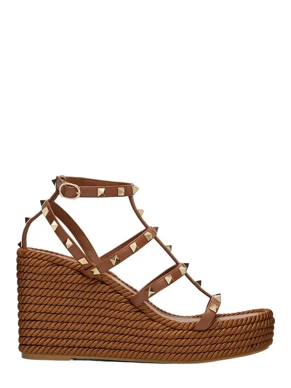 Valentino Garavani 95mm Rockstud Leather Wedge Espadrille Sandals - P45 Poudre