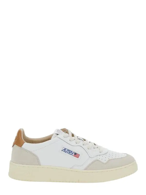 AUTRY Medalist Low Sneakers With Leather Heel Tab - White