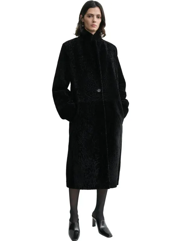 TOTEME Classic Shearling Coat - Black