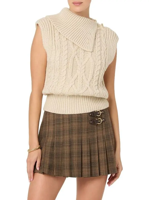 Astr The Label Kristin Cable Stitch Sleeveless Sweater - Cream
