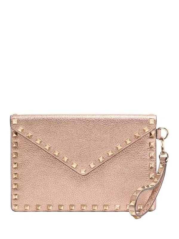 Valentino Garavani Rockstud Laminated Grainy Calfskin Clutch Bag - Rose Cannelle