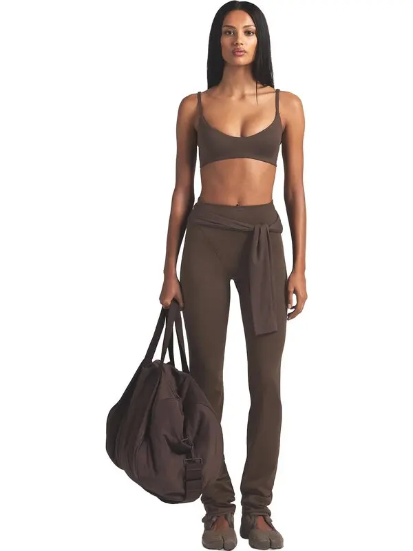 SKIMS V Line 39" Straight Legging | Black | | Nike Matte - Dark Sepia
