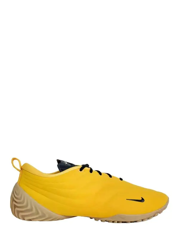 Nike Astra Ultra Wave-patterned Sneakers - Yellow
