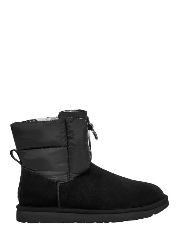 UGG Classic Maxi Toggle Boots - Black