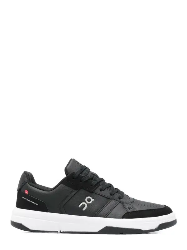 On The Roger Clubhouse Perforated Sneakers - Black