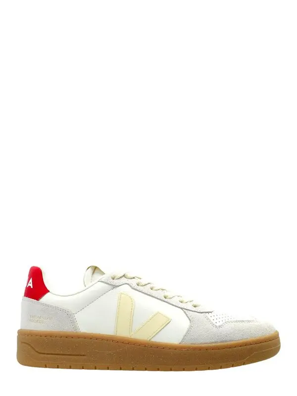 VEJA Sneakers - Cream